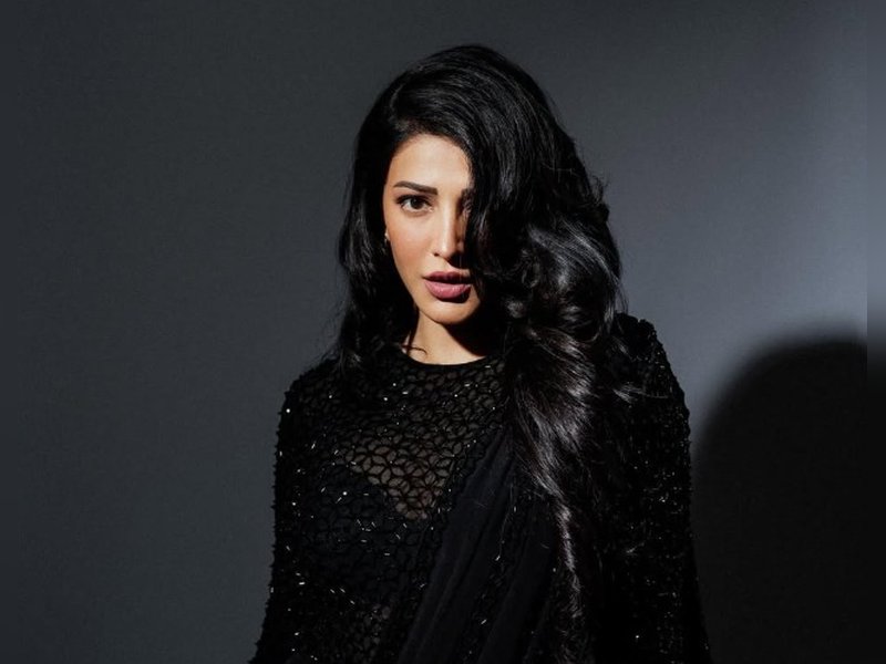 Shruti Haasan Shares Her Timeless Obsession with the Classic Horror ...
